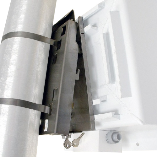 Locking Pole Mount Bracket Set